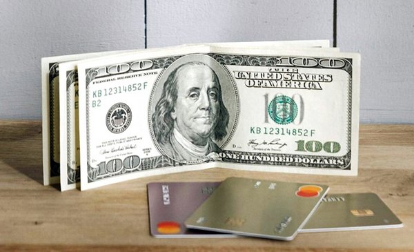 BCRA permite pagar en DÓLARES con débito y códigos QR: cómo funciona ...