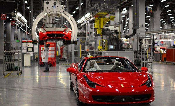 Ferrari dio detalles de su primer vehículo totalmente eléctrico ...